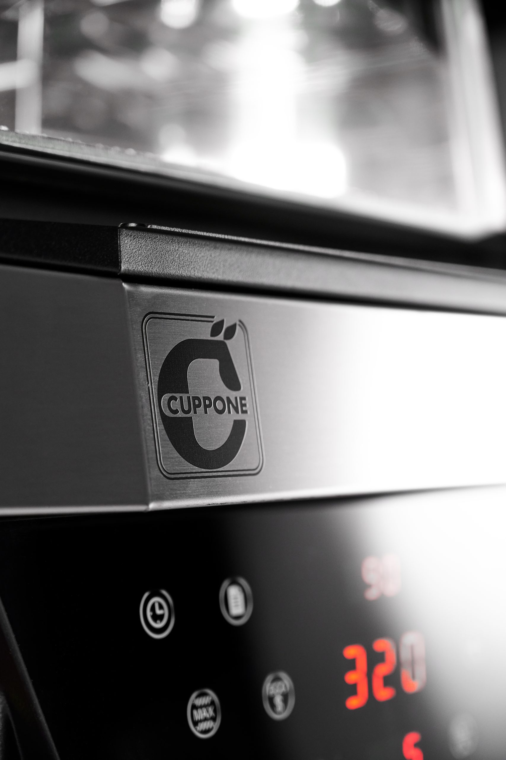 Cuppone | Social media Strategy & Product Website | DMIND